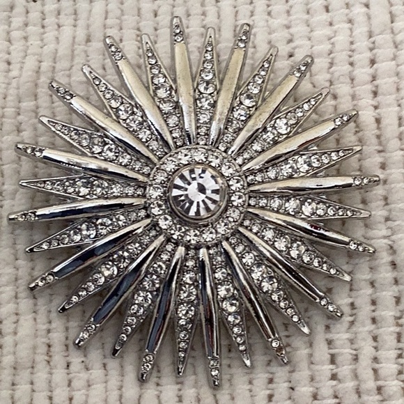 Monet | Jewelry | Monet Brooch | Poshmark